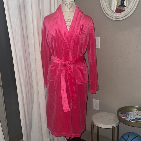 Ulta Beauty | Intimates & Sleepwear | Ulta Hot Pink Bath Robe Long ...